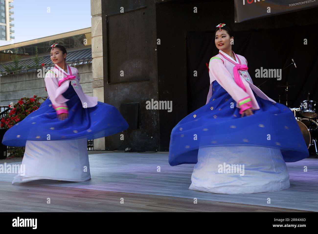 Toronto, Canada. 25th Aug, 2023. Korean girls perform a traditional ...