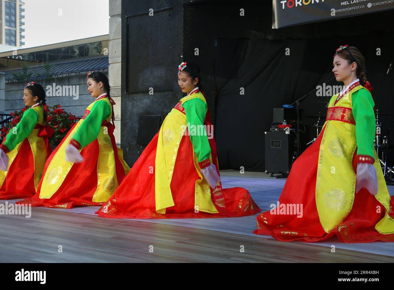 Toronto, Canada. 25th Aug, 2023. Korean girls perform the Hyang-Bal ...