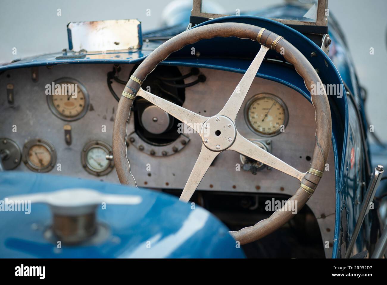 Vintage bugatti steering wheel hi-res stock photography and images - Alamy