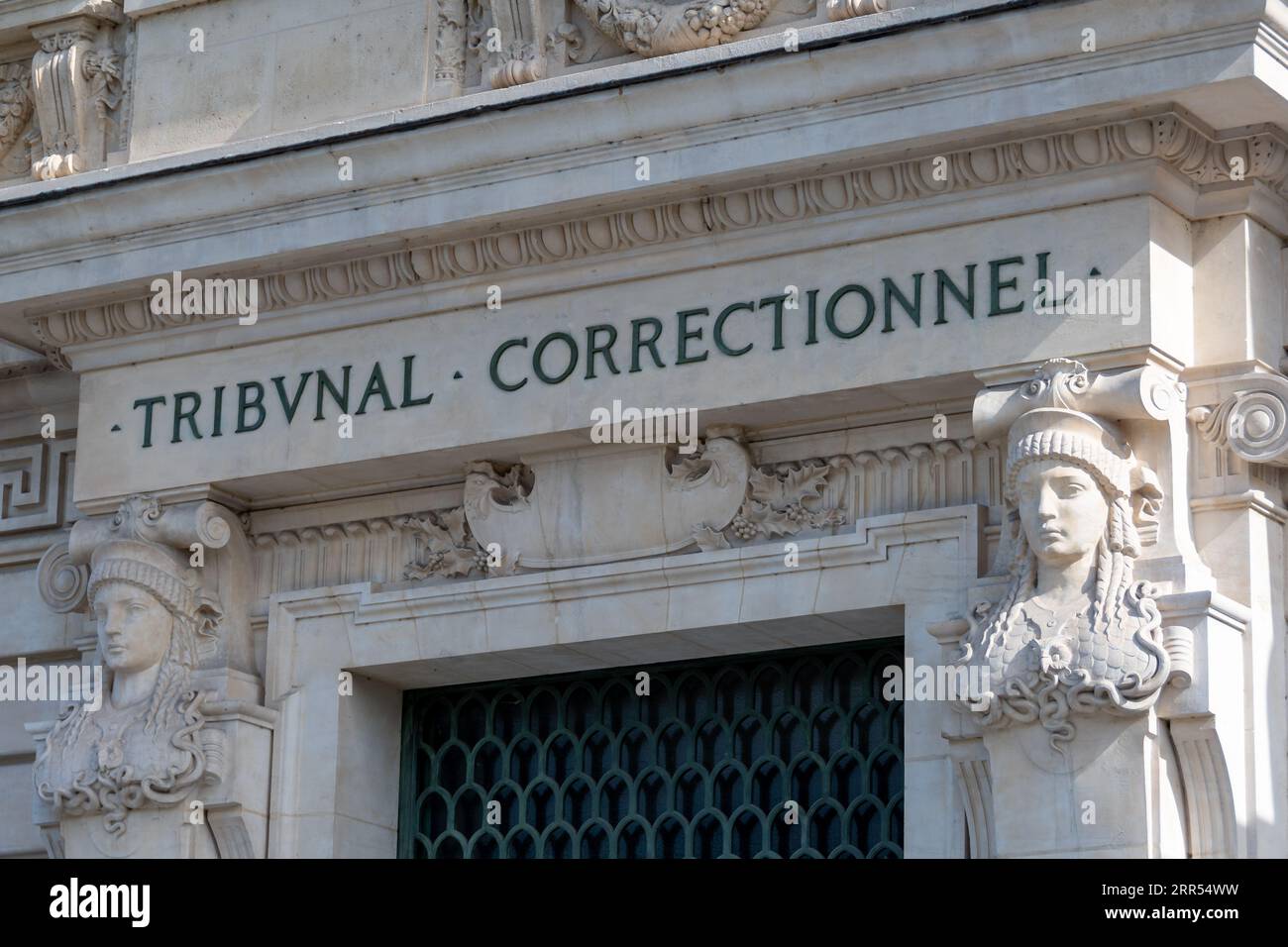 Judicial court of paris hi-res stock photography and images - Alamy