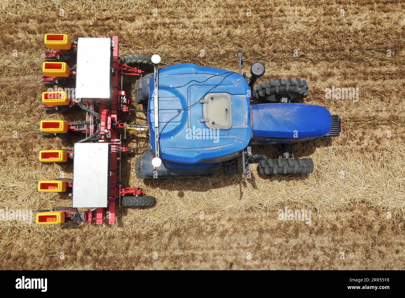 Sowing technologies hi-res stock photography and images - Alamy