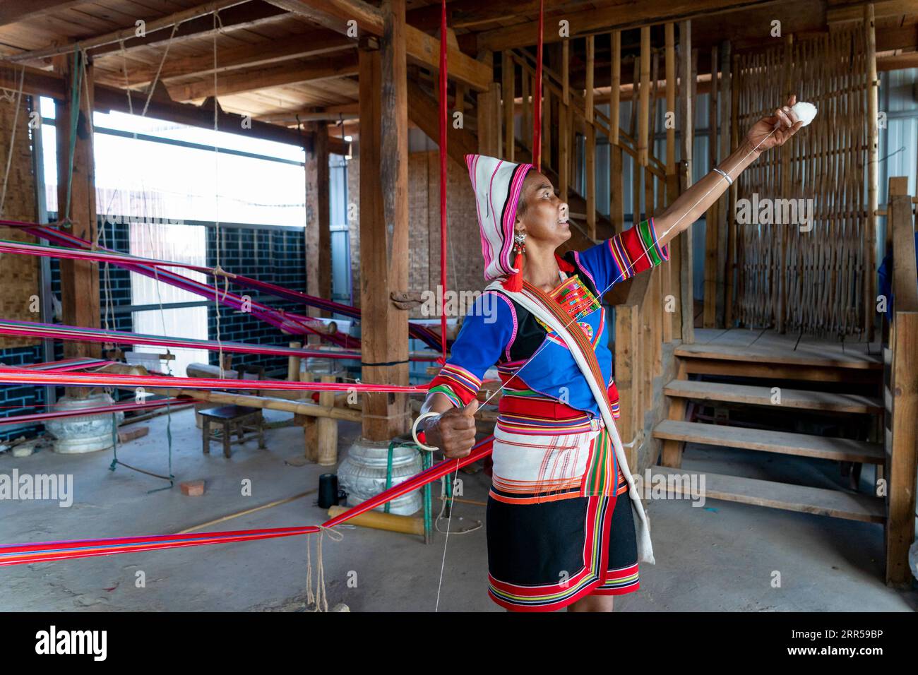 Group culturecn hi-res stock photography and images - Alamy