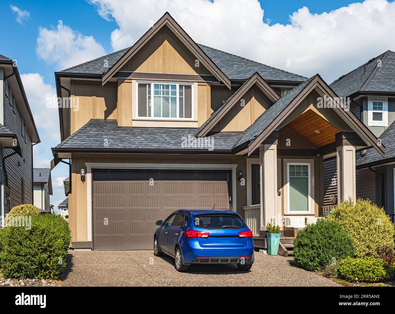 Elegant detached house and garage. Big family house with garage car ...