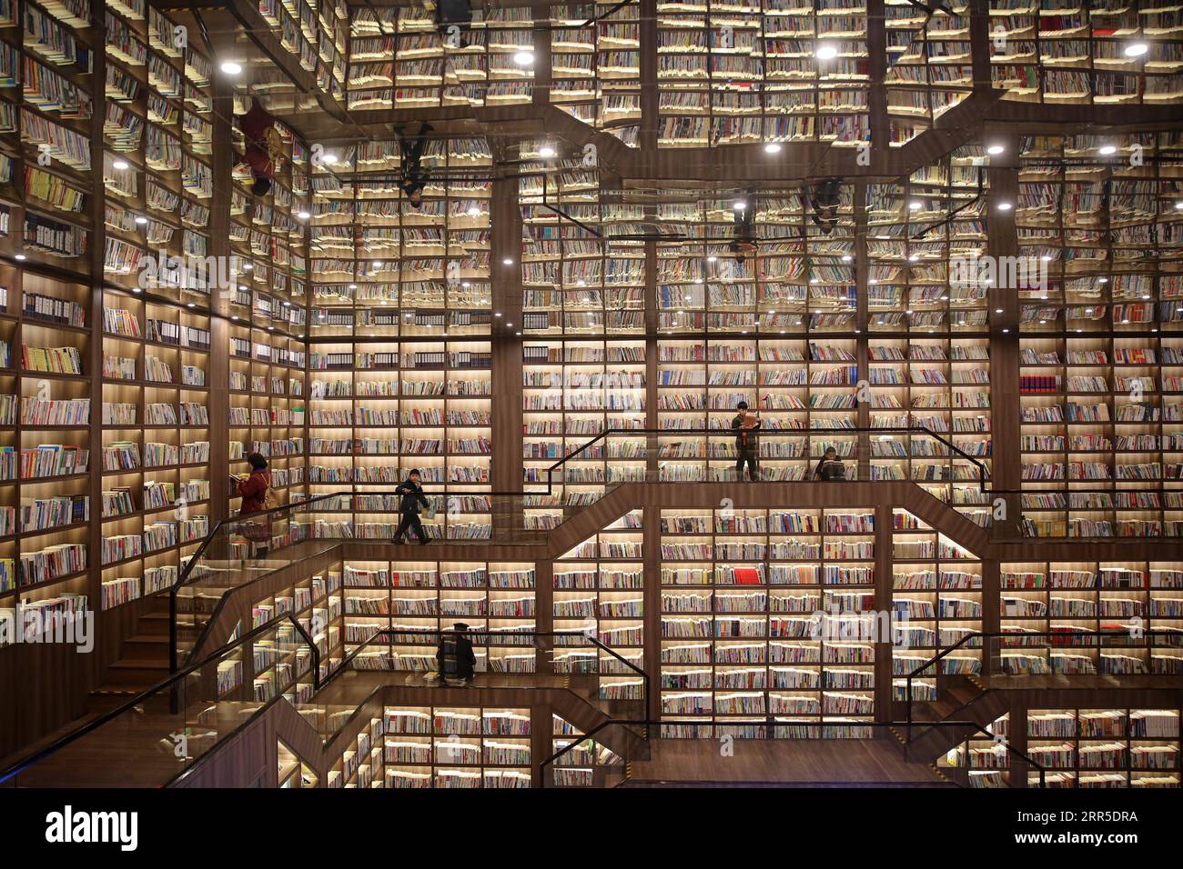 Zengxyong hi-res stock photography and images - Alamy