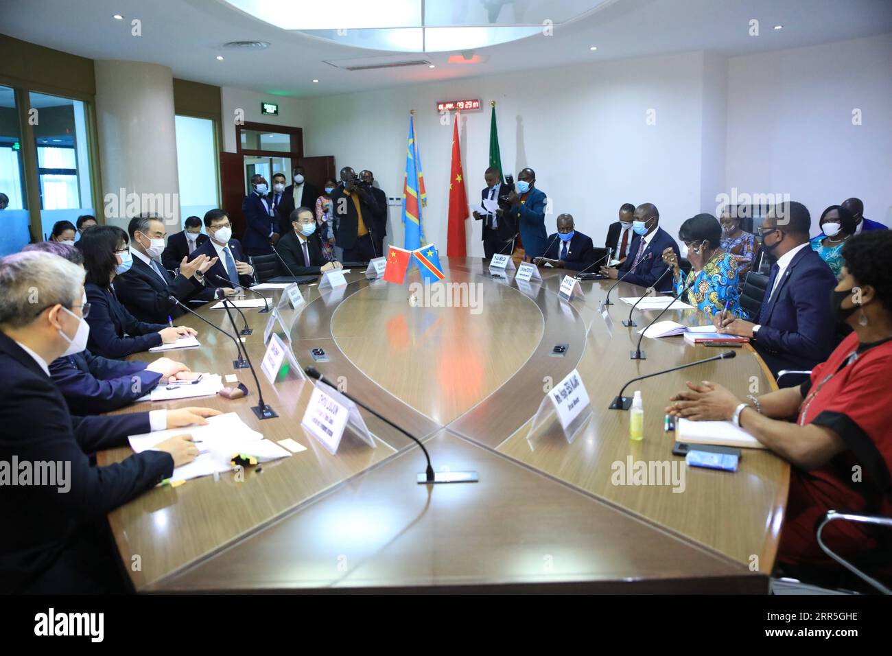 Drc kinshasa fm china wang hi-res stock photography and images - Alamy