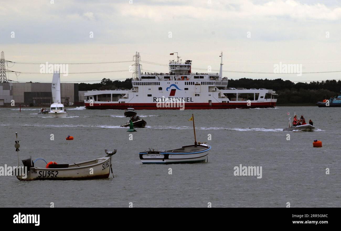 RED FUNNEL ISLE OF WIGHT FERRY RED EAGLE PASSES WARSASH HARBOUR, ON ITS ...