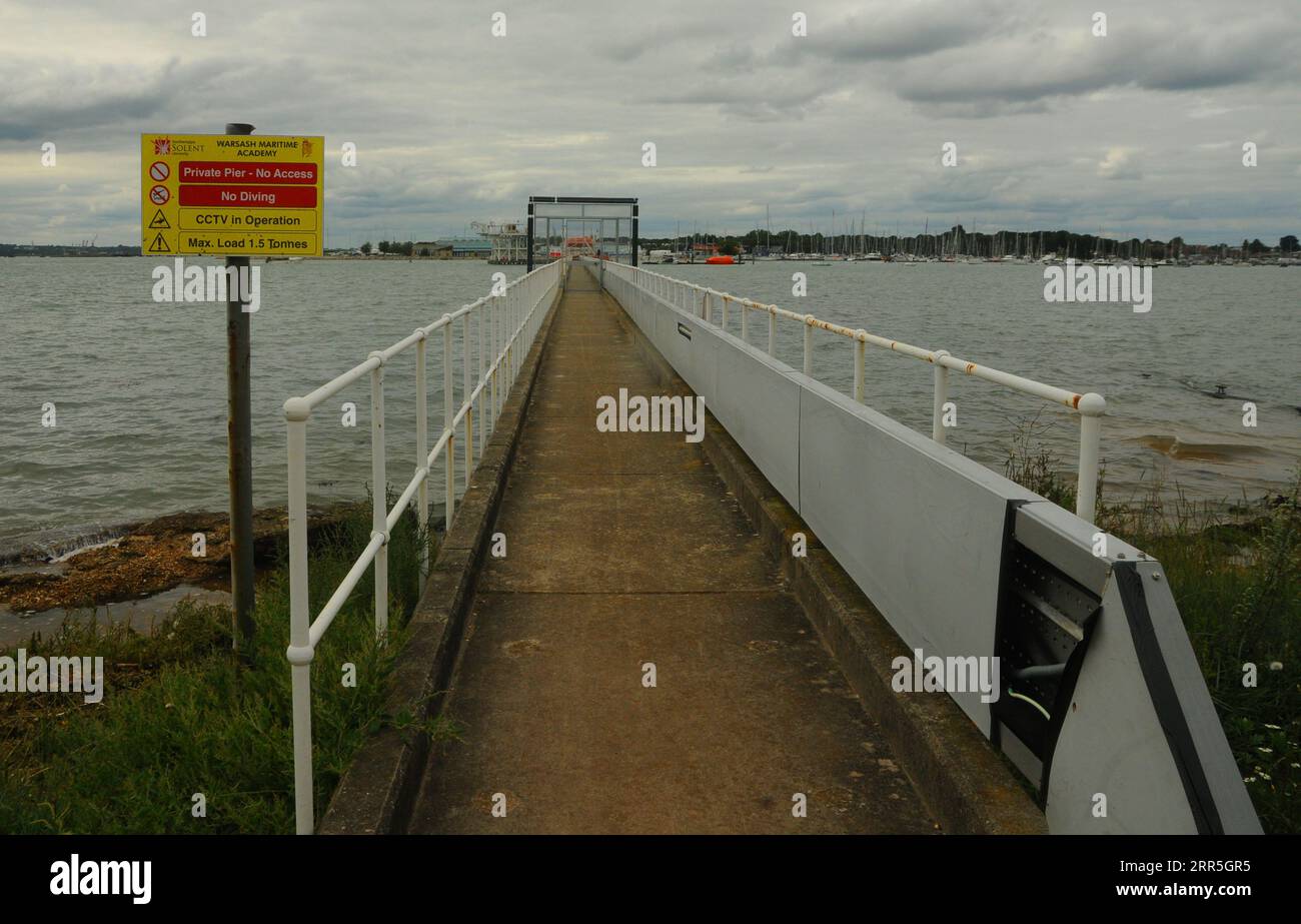 Academy pier hi-res stock photography and images - Alamy