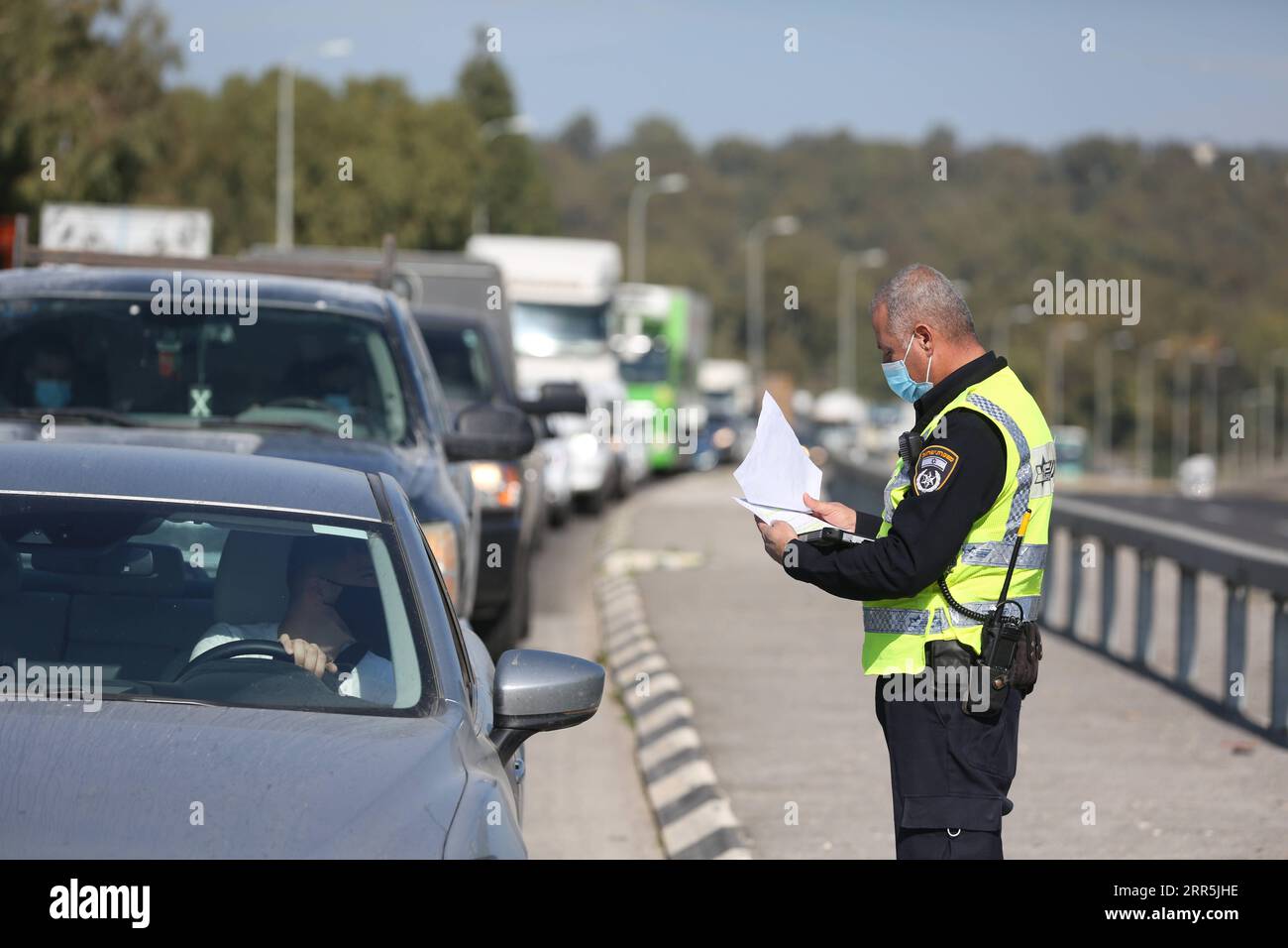 Israel covid 19 lockdown lifted 2021 hi-res stock photography and ...