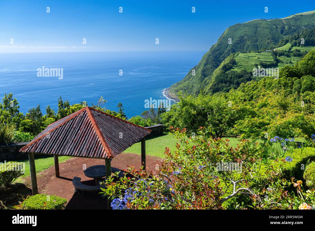 Botanical garden and park clinging to the cliffs edge at Sossego ...