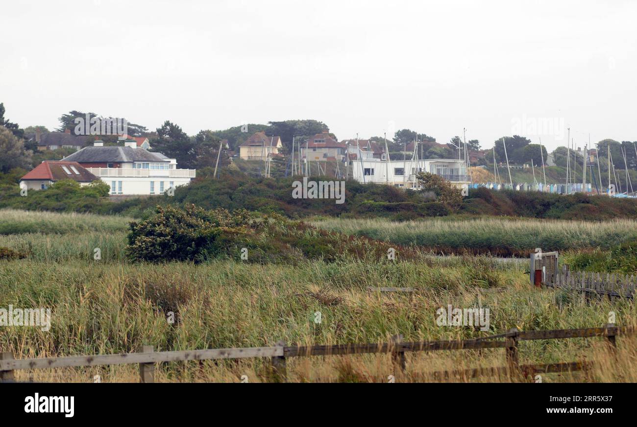TICHFIELD HAVEN LOOKING EAST HILLHEAD PIC MIKE WALKER 2023 Stock Photo ...