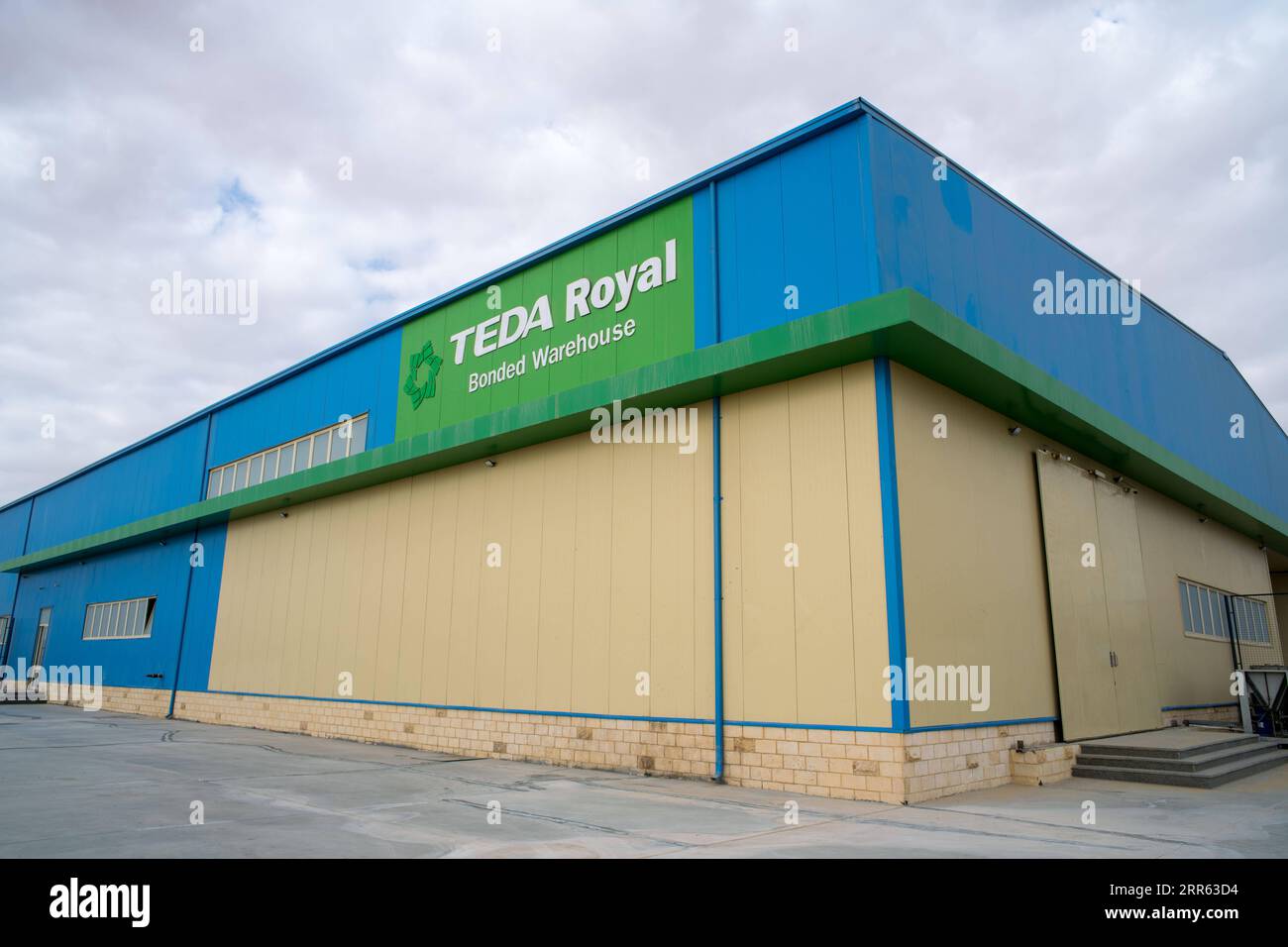 Teda suez hi-res stock photography and images - Alamy