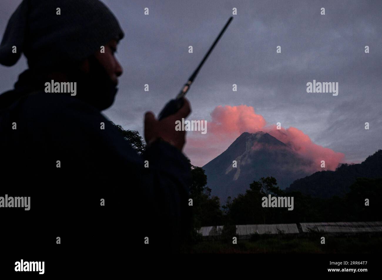 Mount merapi eruption hi-res stock photography and images - Alamy