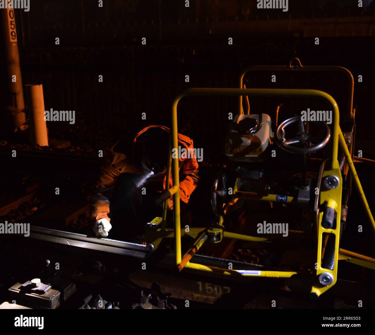 Rail safety checks hi-res stock photography and images - Alamy