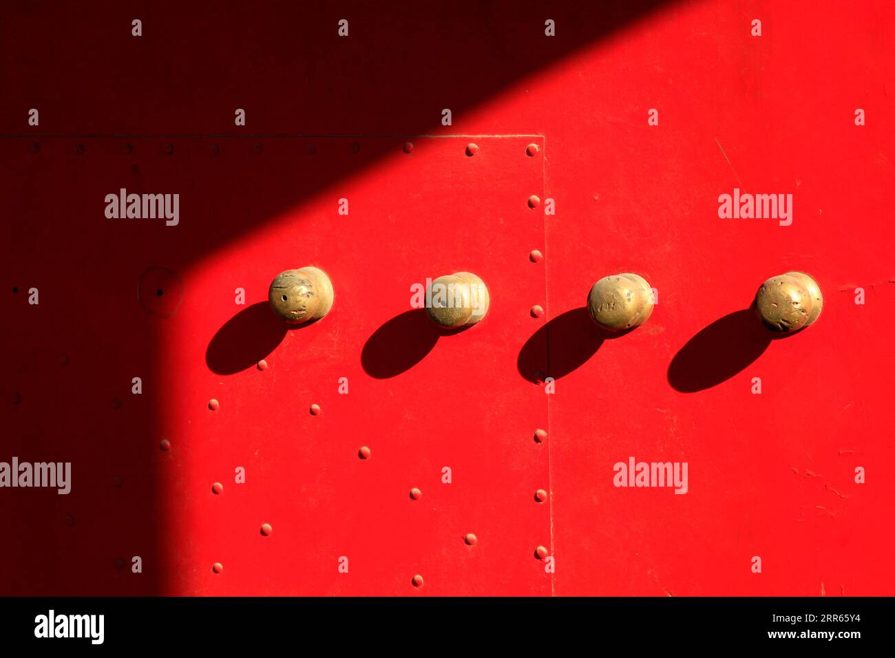 Doornail hi-res stock photography and images - Alamy