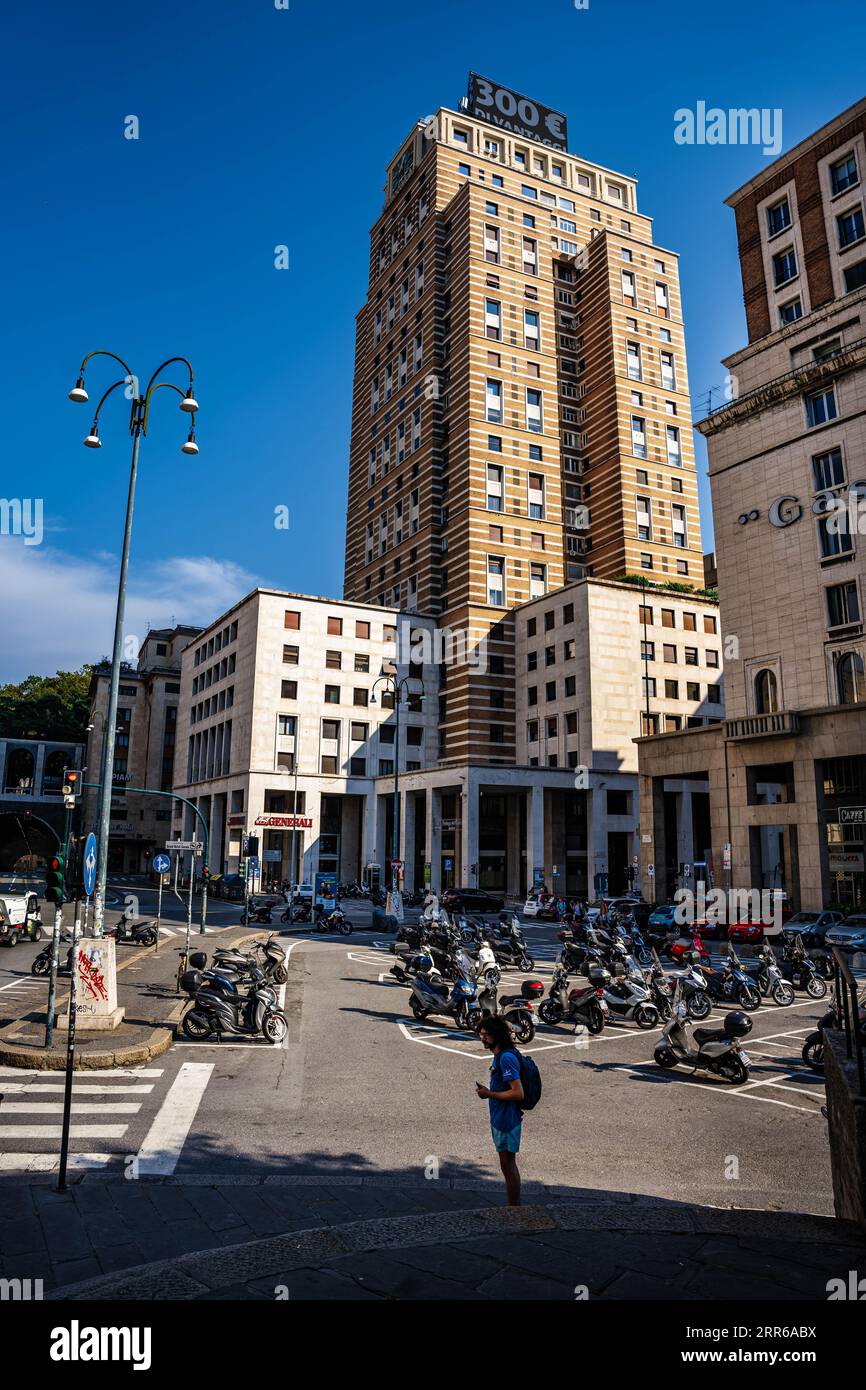 Modern genoa hi-res stock photography and images - Alamy