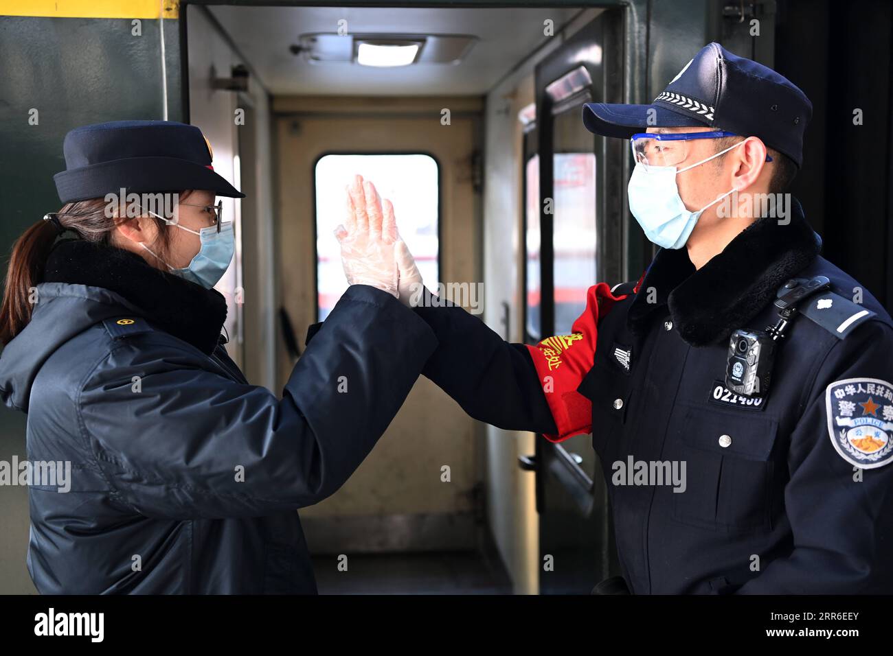 China police 90s hi-res stock photography and images - Alamy