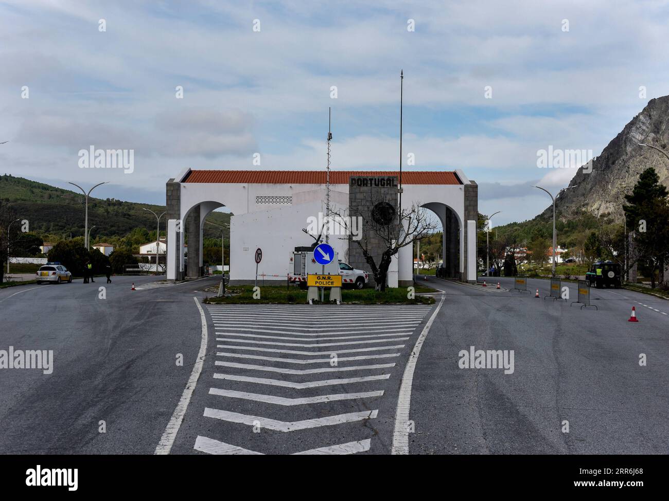 Spain portugal border control hi-res stock photography and images - Alamy