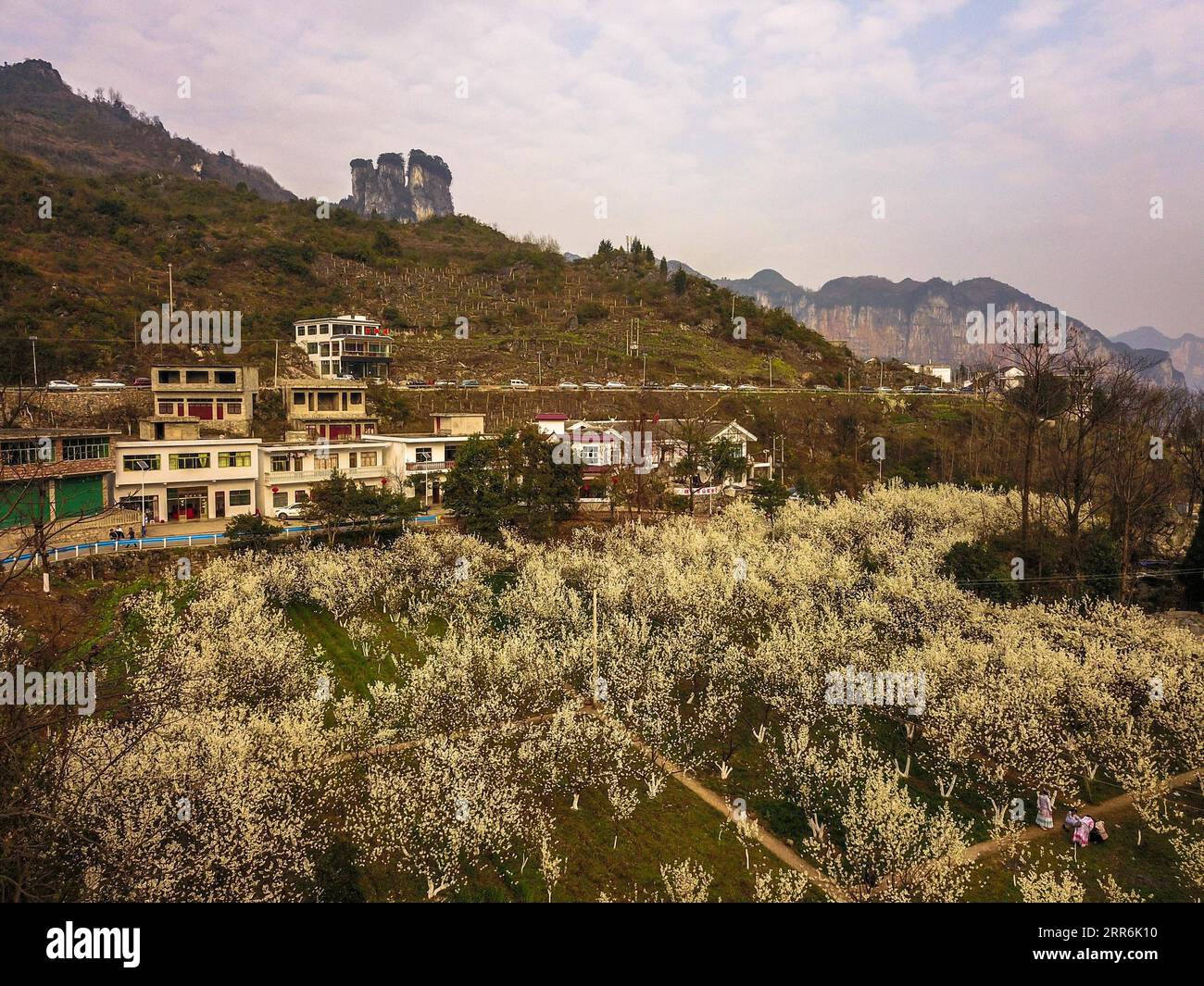 Town huawu hi-res stock photography and images - Alamy