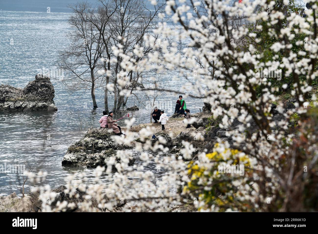 Town huawu hi-res stock photography and images - Alamy