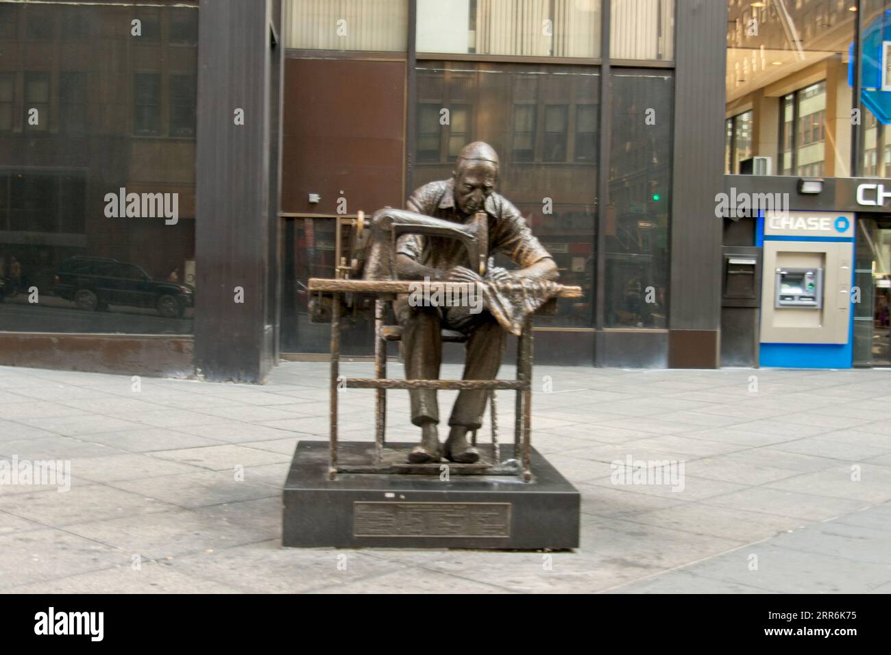 Statue in Garment District Midtown Manhattan West NYC Stock Photo - Alamy