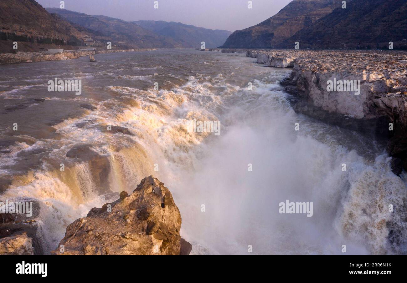 210223 -- YAN AN, Feb. 23, 2021 -- Aerial photo taken on Feb. 23, 2021 ...