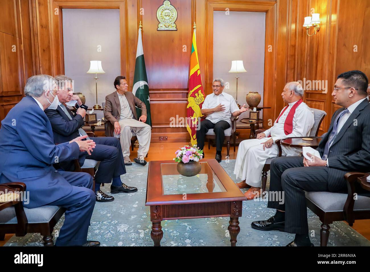 Presidential secretariat hi-res stock photography and images - Alamy