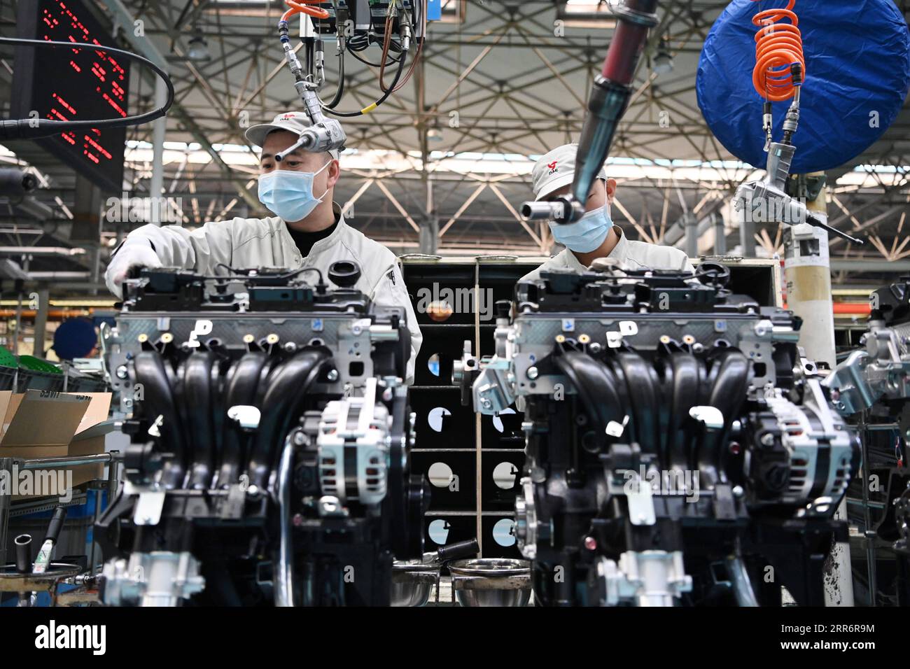 Engine company 26 hi-res stock photography and images - Alamy