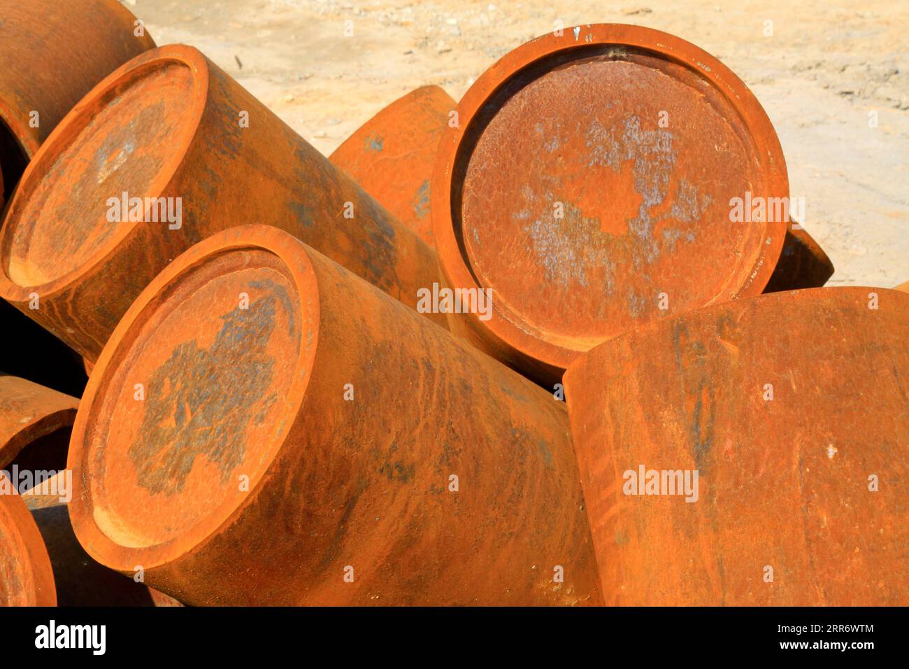 Steel drum oxidation hi-res stock photography and images - Alamy