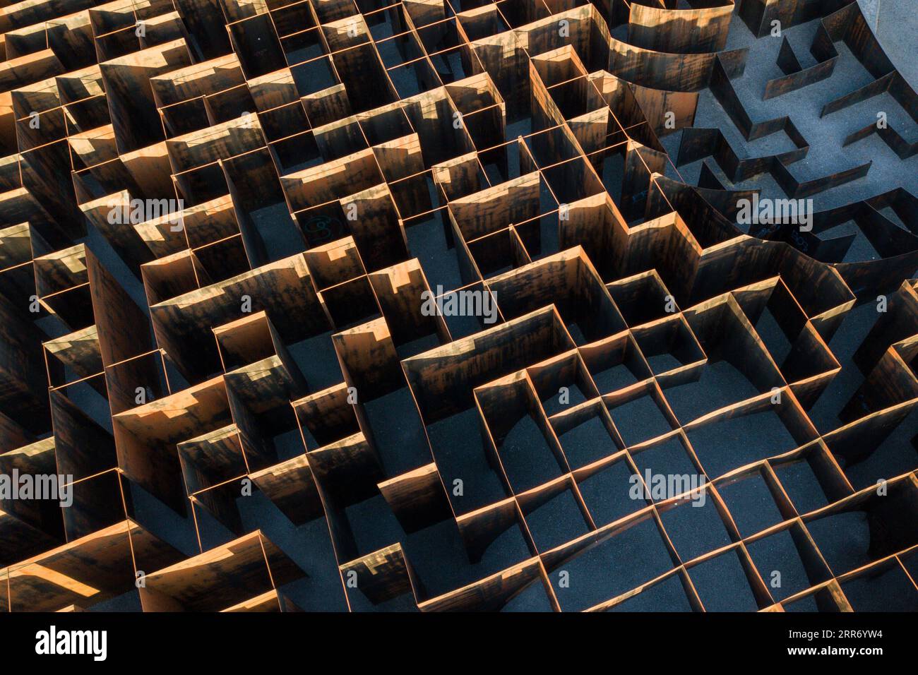 C mine maze hi-res stock photography and images - Alamy