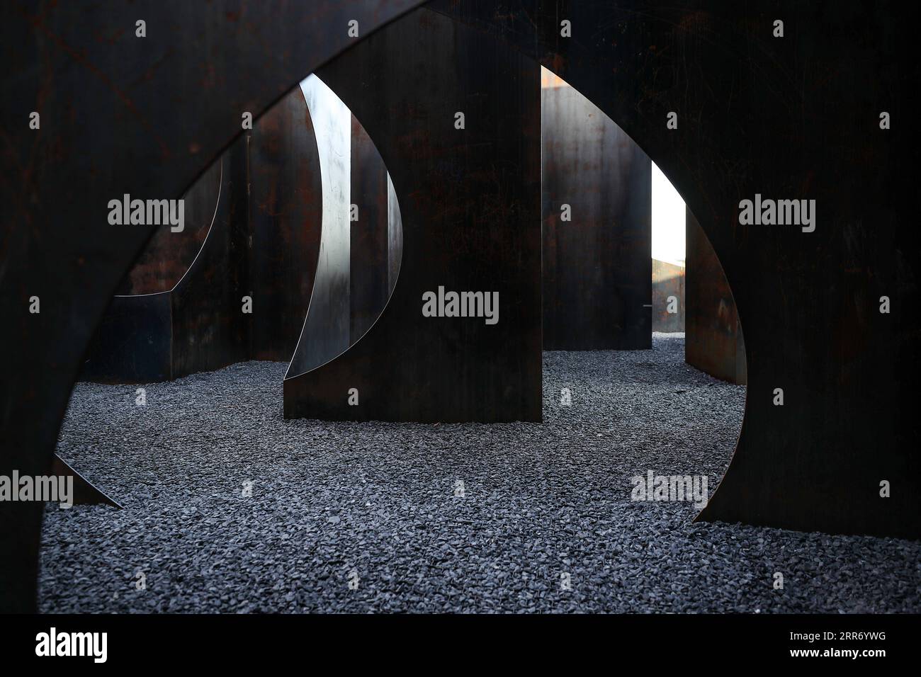 C mine maze hi-res stock photography and images - Alamy