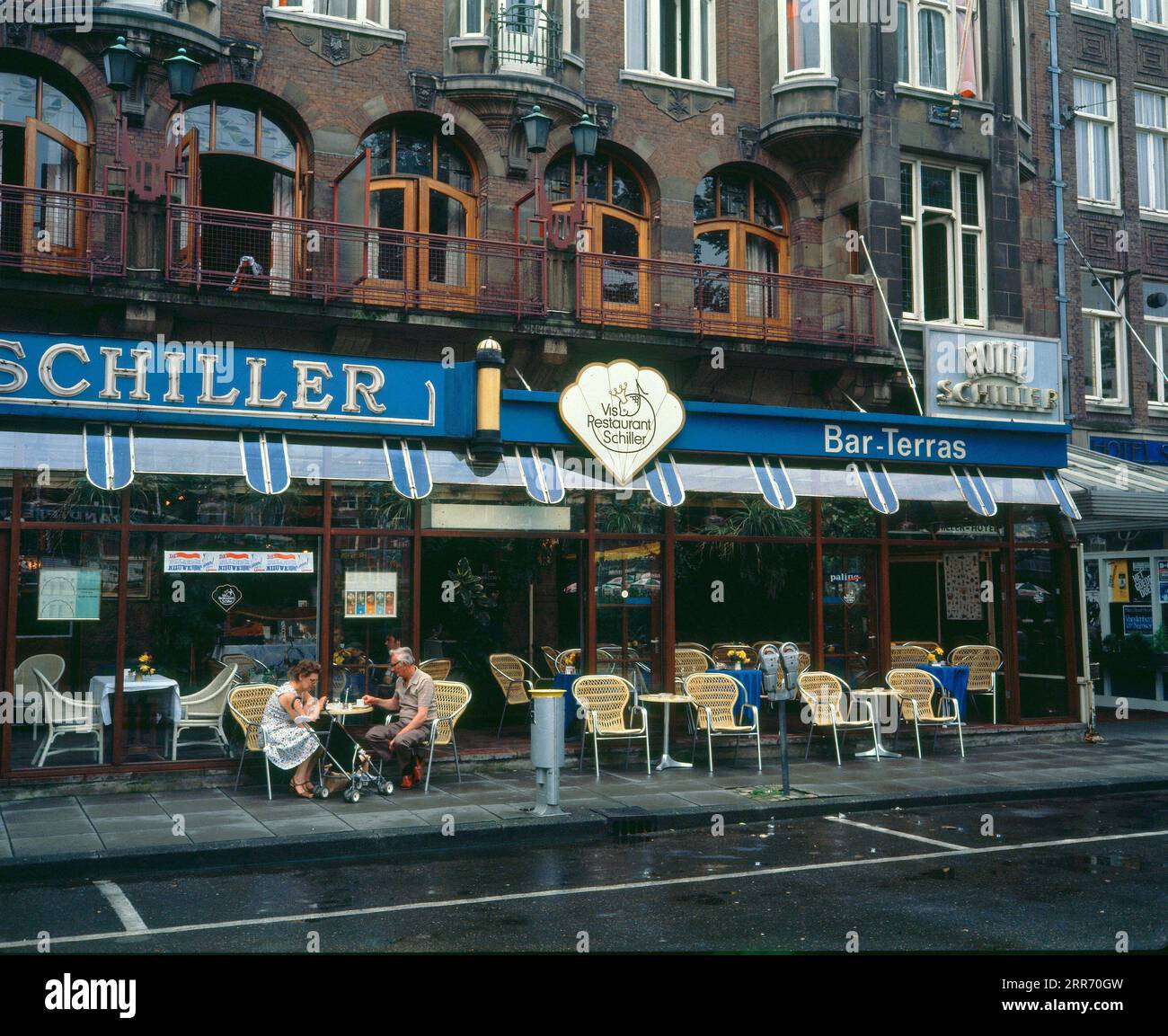 TERRAZA DE UN BAR. Location: EXTERIOR. Amsterdam. HOLANDA Stock Photo ...