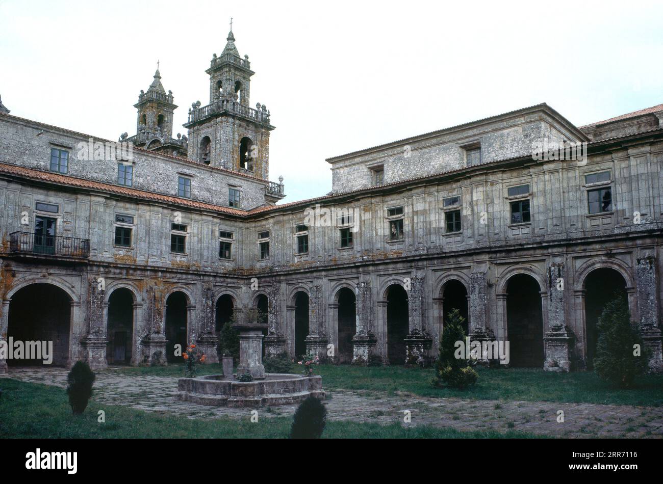 Monasterio de oseira spain hi-res stock photography and images - Alamy