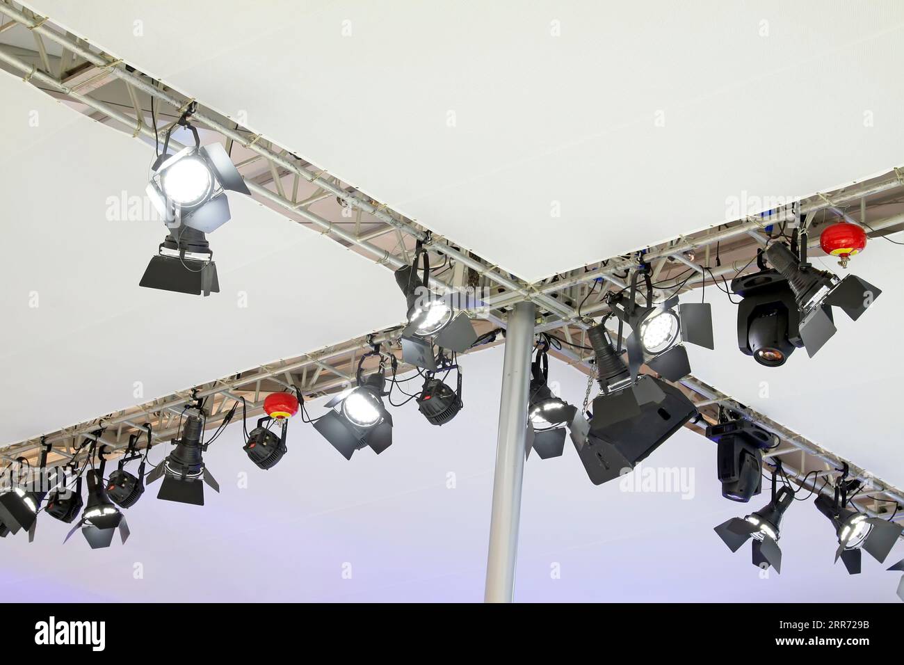 Fixed lights hi-res stock photography and images - Alamy