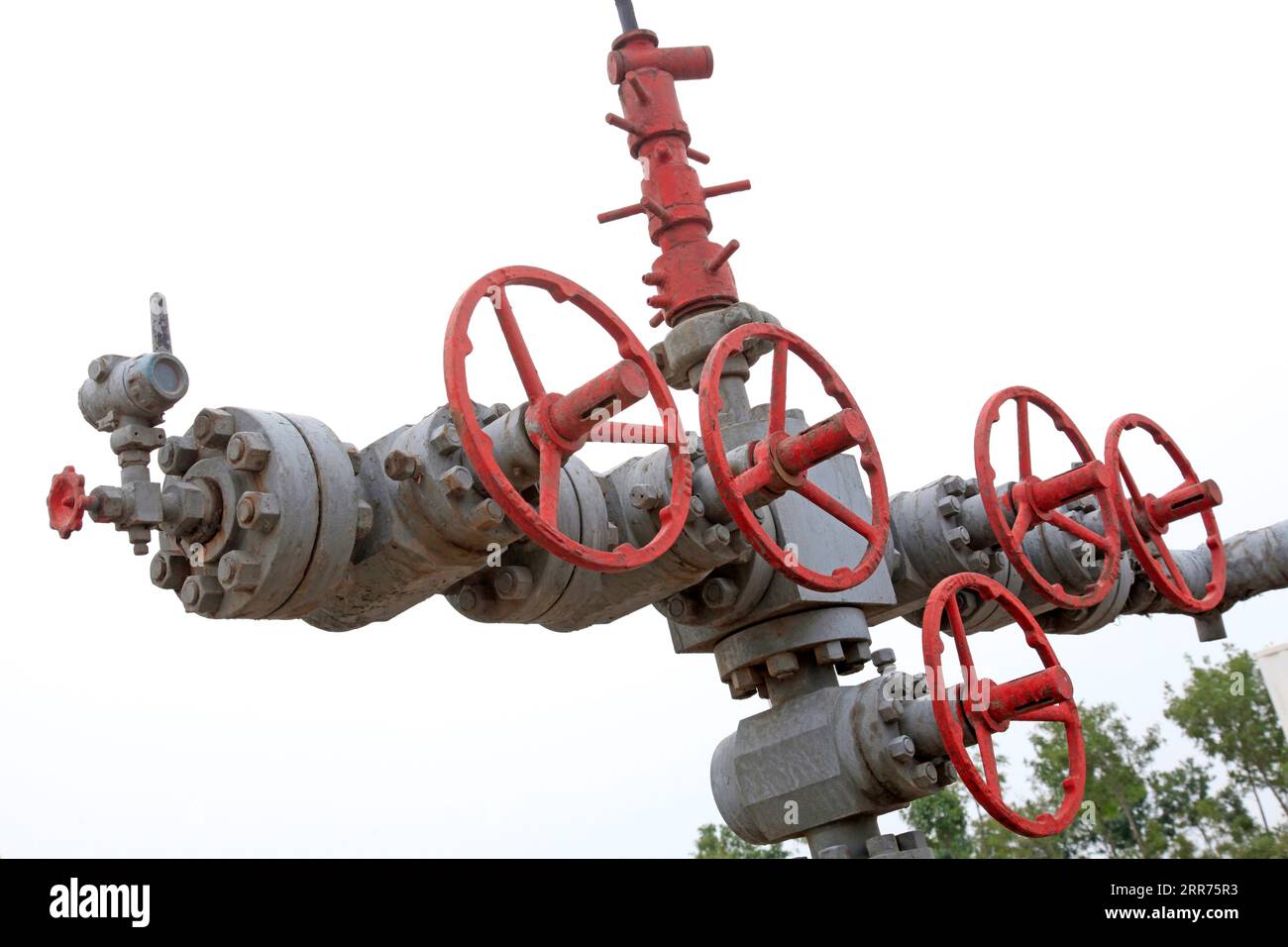 Oil pipeline control handwheel, closeup of photo Stock Photo - Alamy