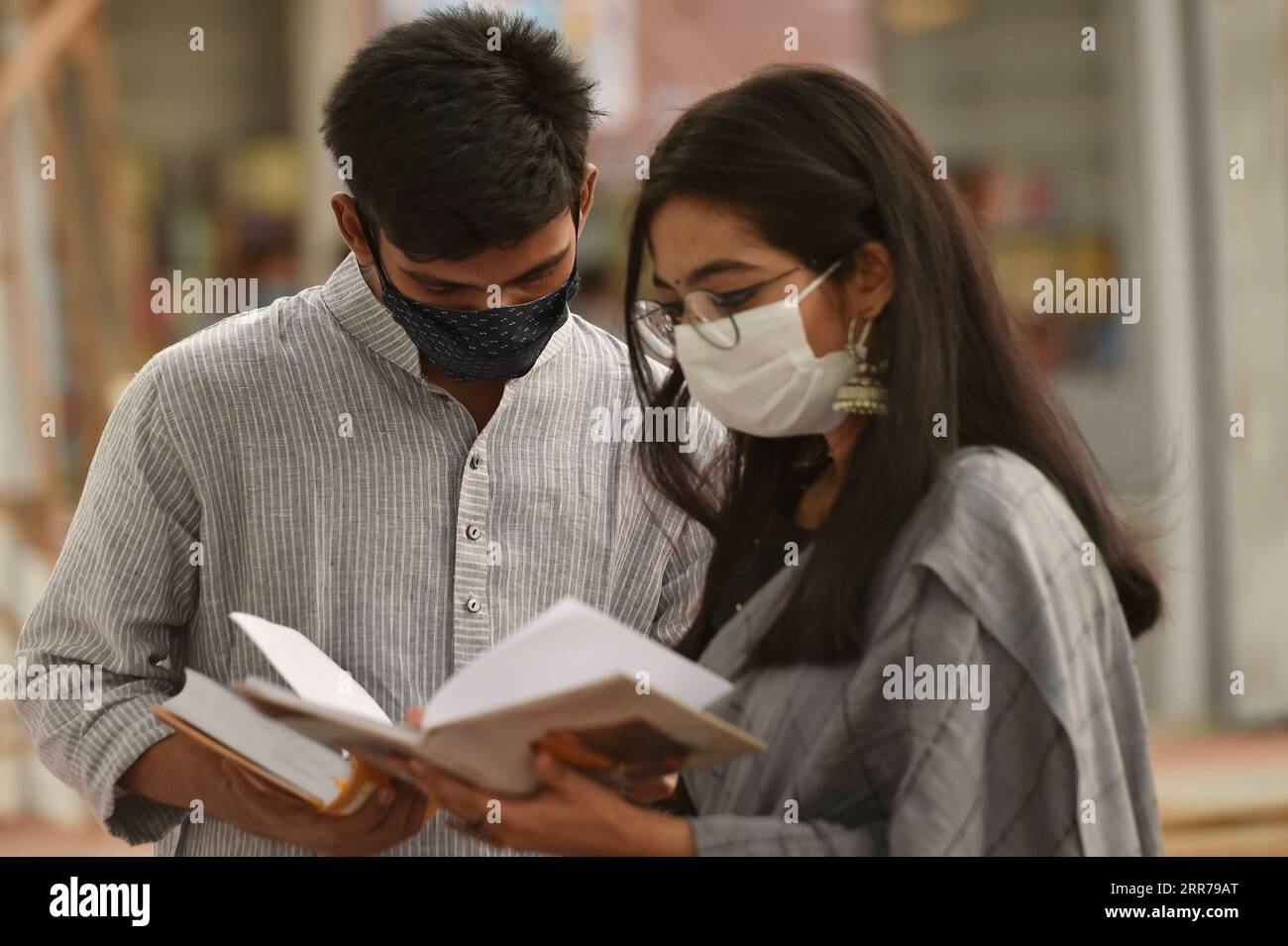 Book fair in dhaka hi-res stock photography and images - Alamy