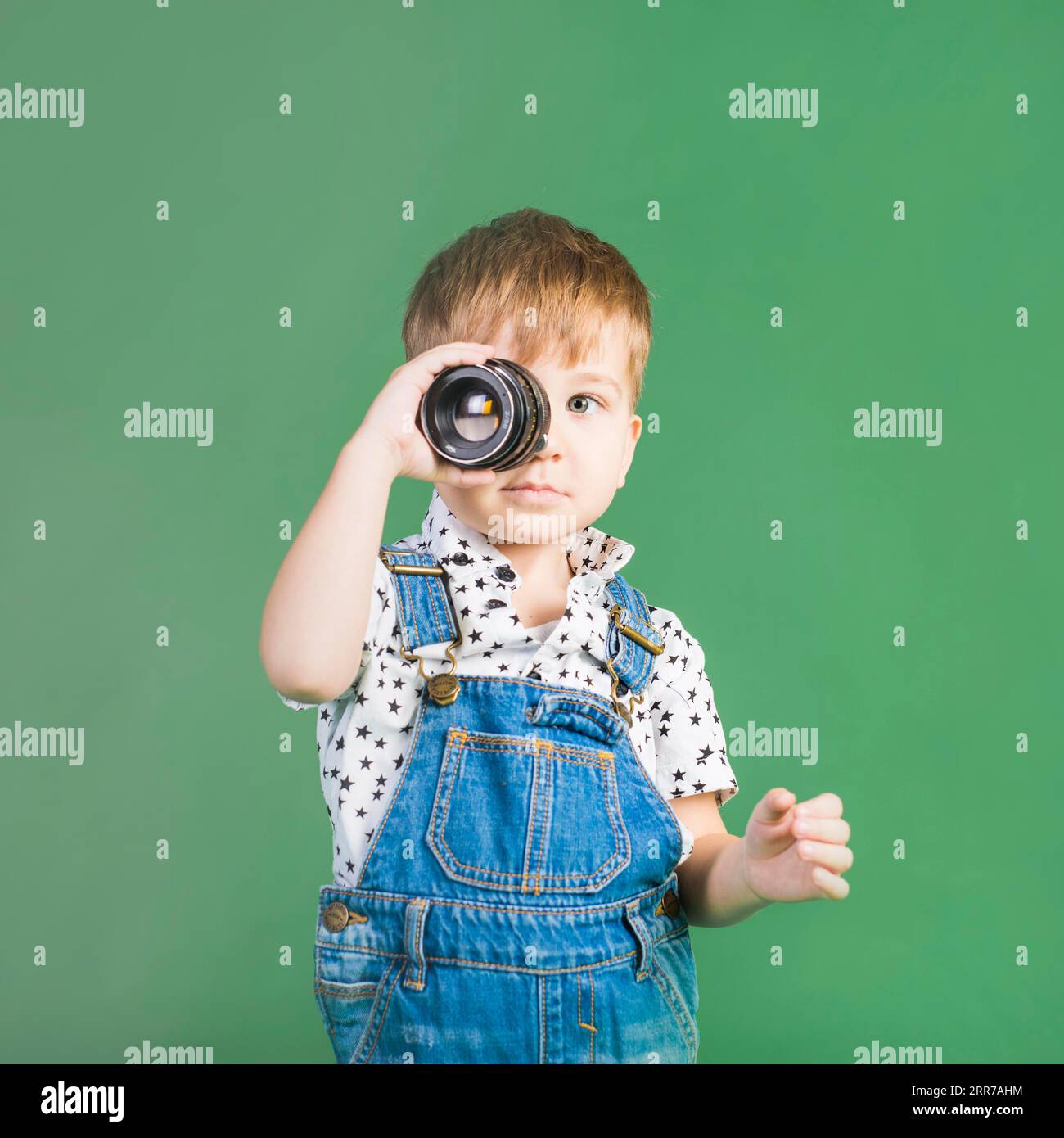 Camera lens eye hi-res stock photography and images - Alamy