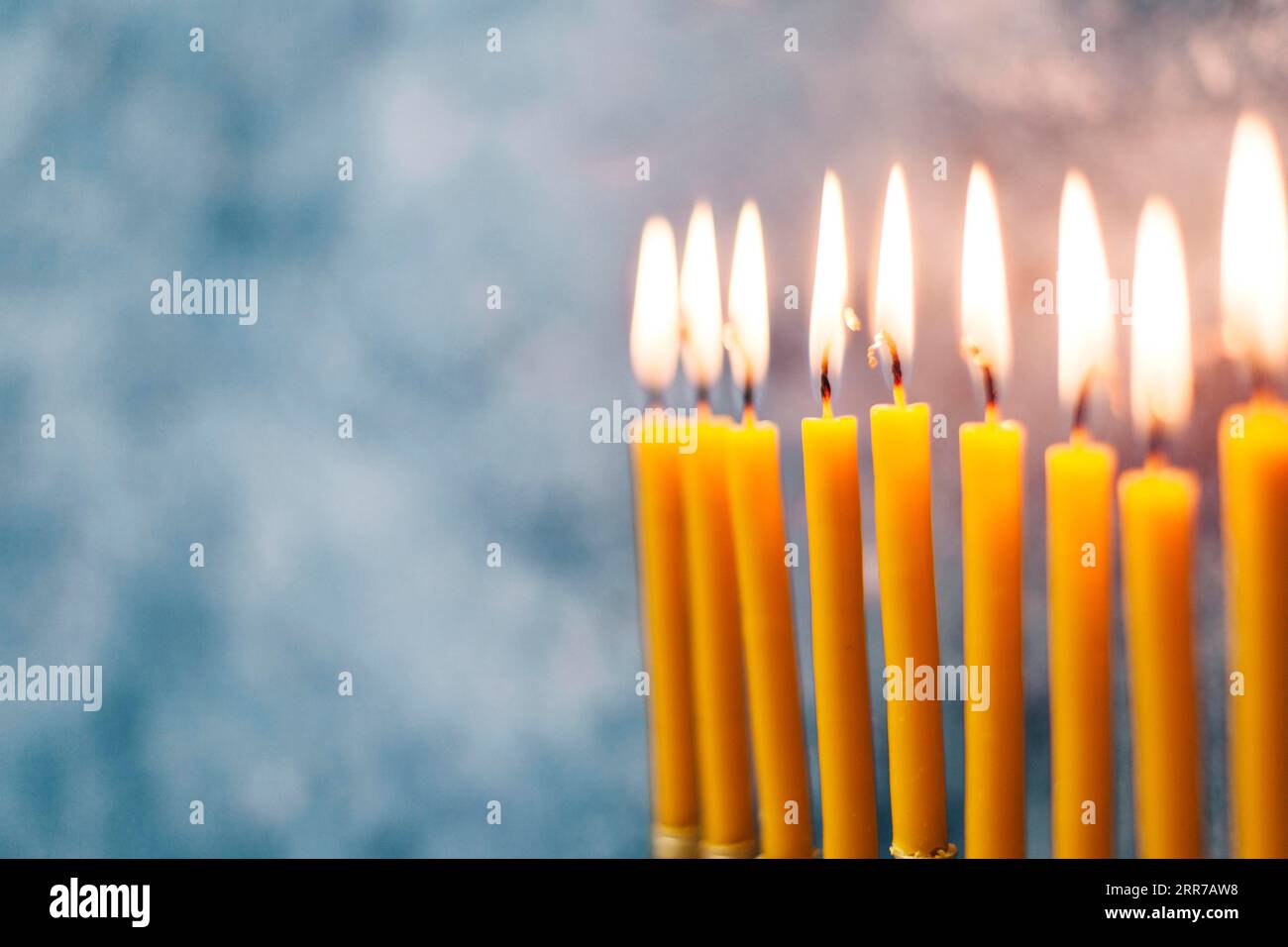 Candlesticks close up hi-res stock photography and images - Alamy
