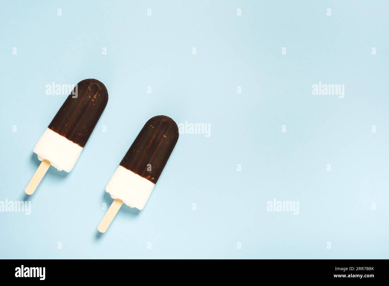 Half couple hi-res stock photography and images - Alamy