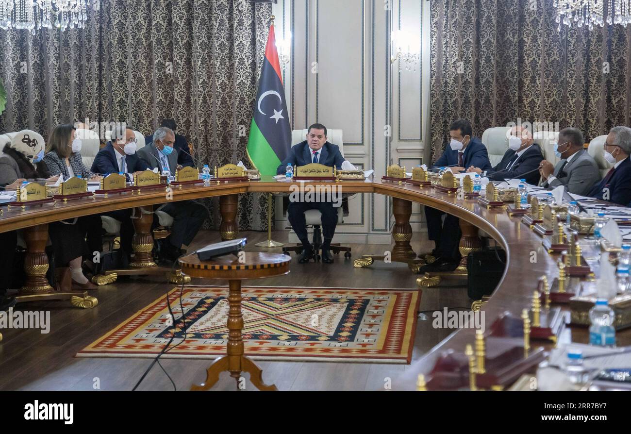 Holds prime ministers statement hi-res stock photography and images - Alamy