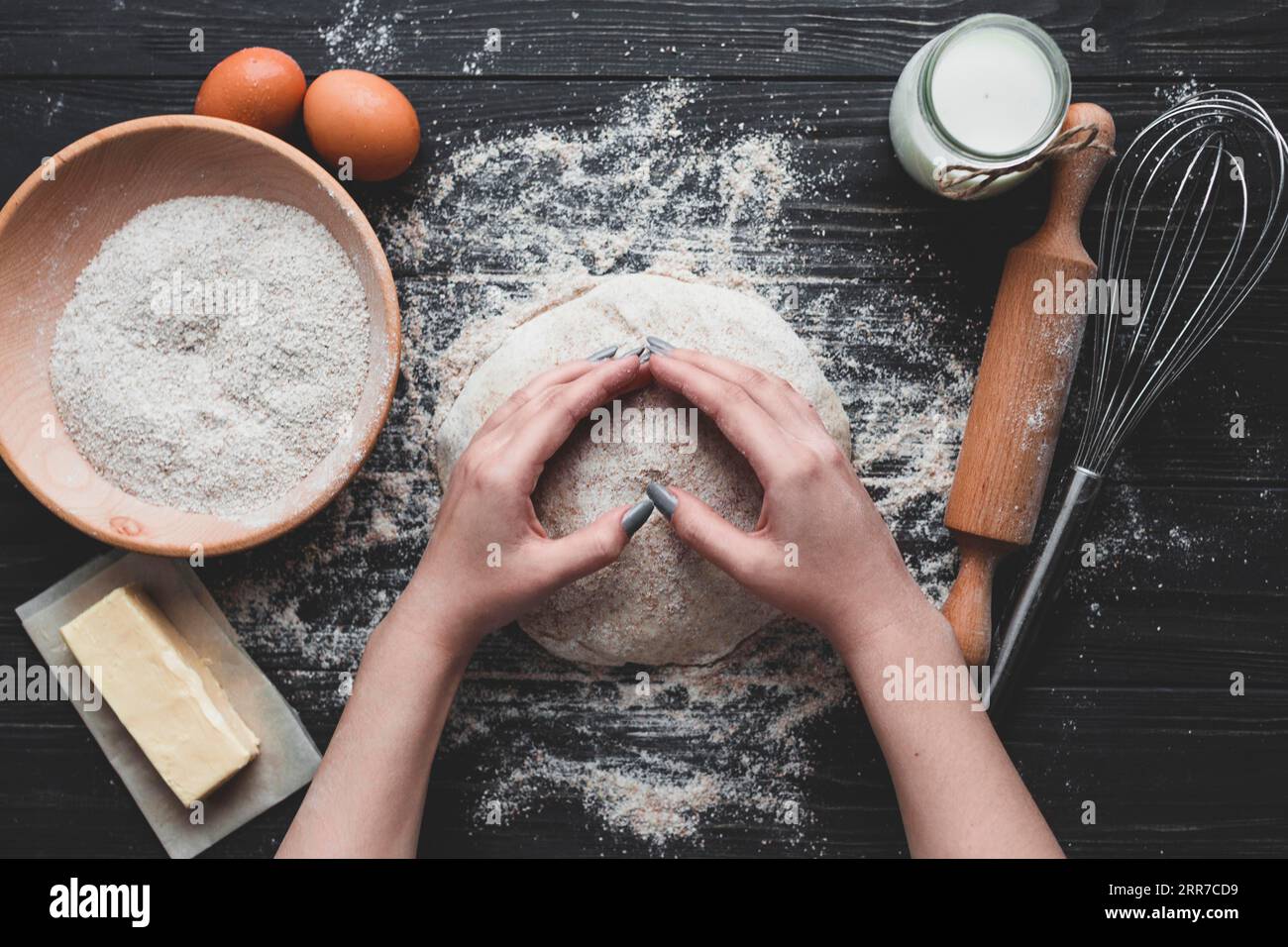 Woman with loaf of bread hi-res stock photography and images - Alamy