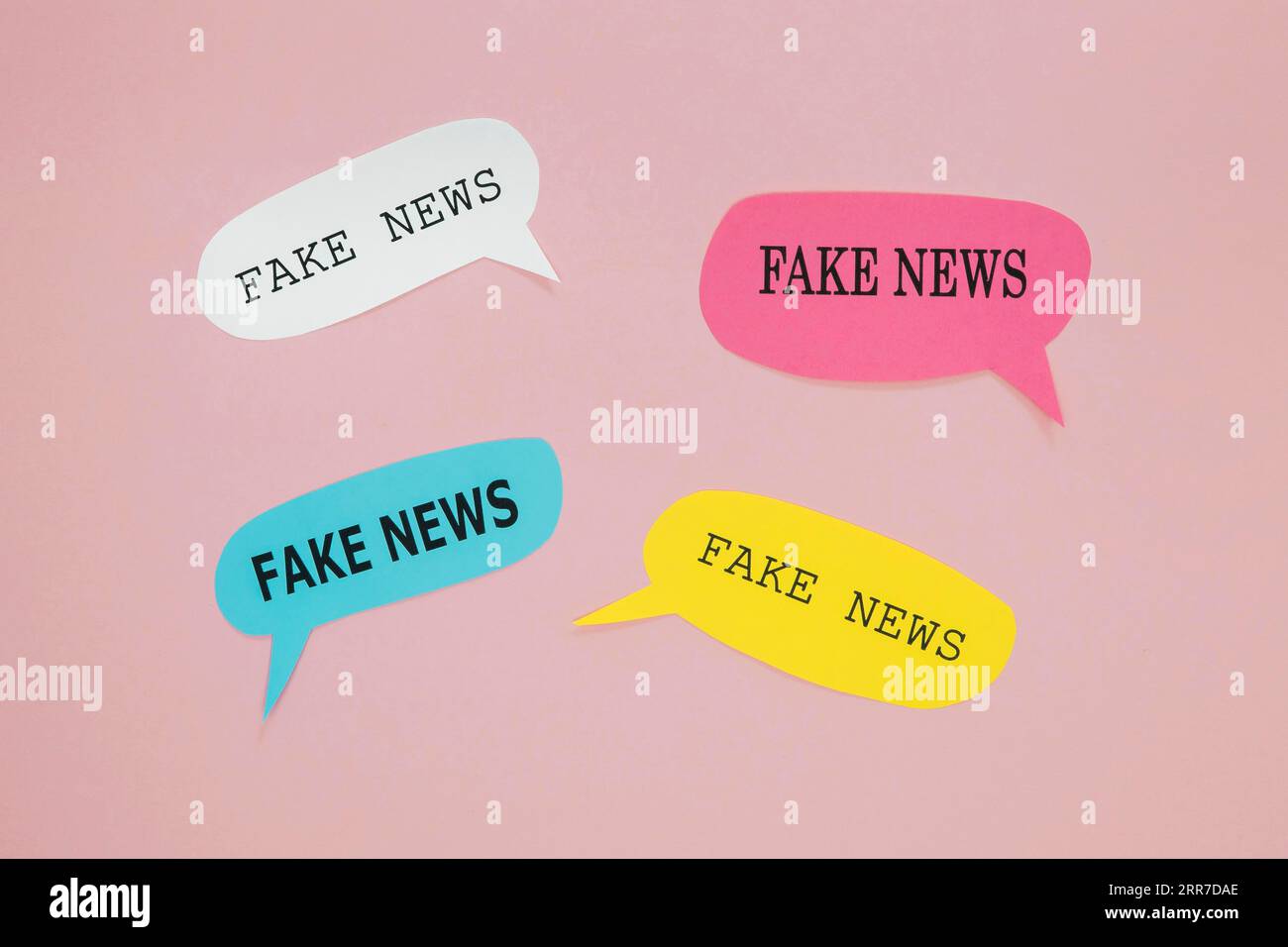 Fake news speech bubbles Stock Photo - Alamy