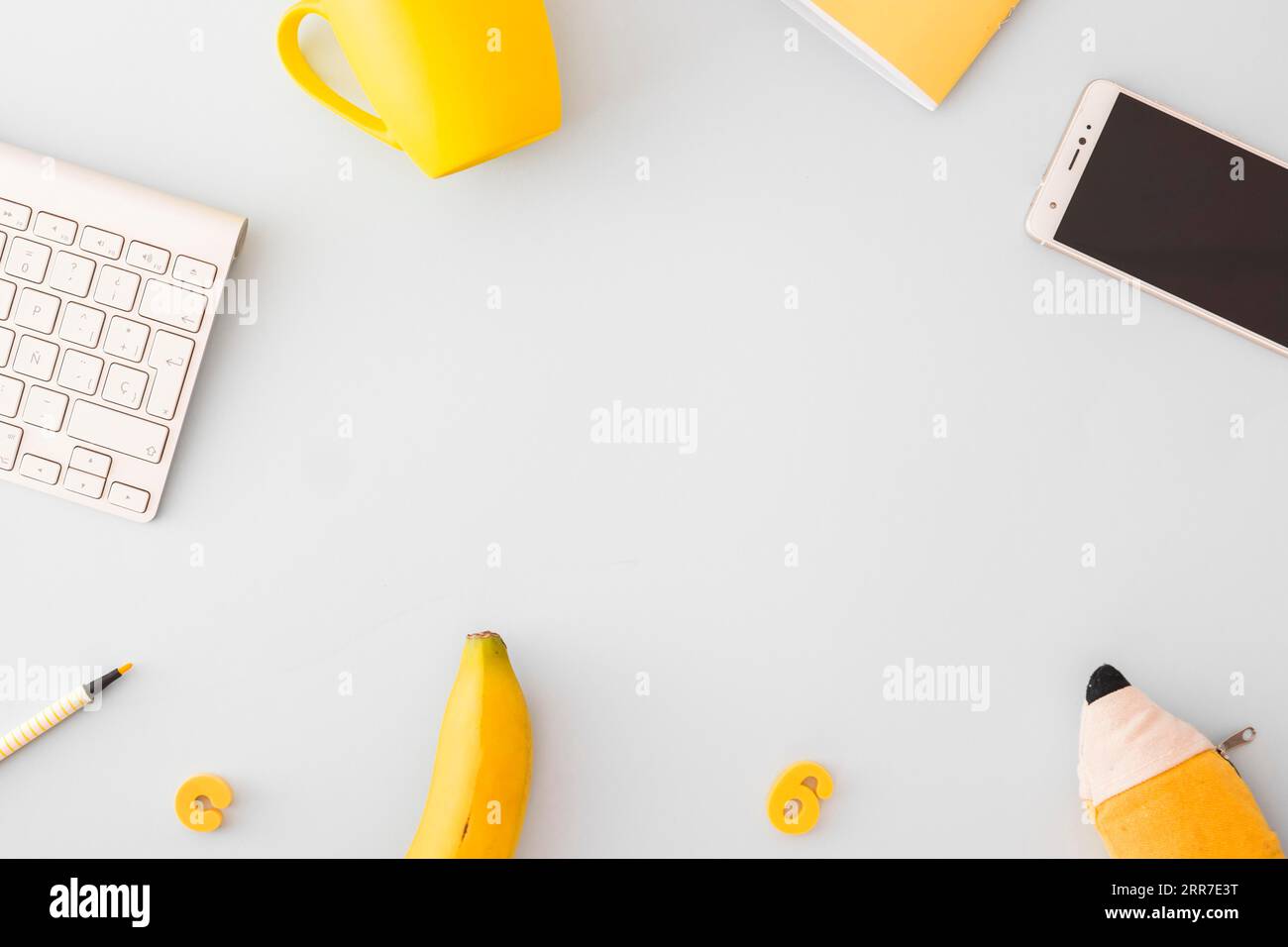 Blank center hi-res stock photography and images - Alamy