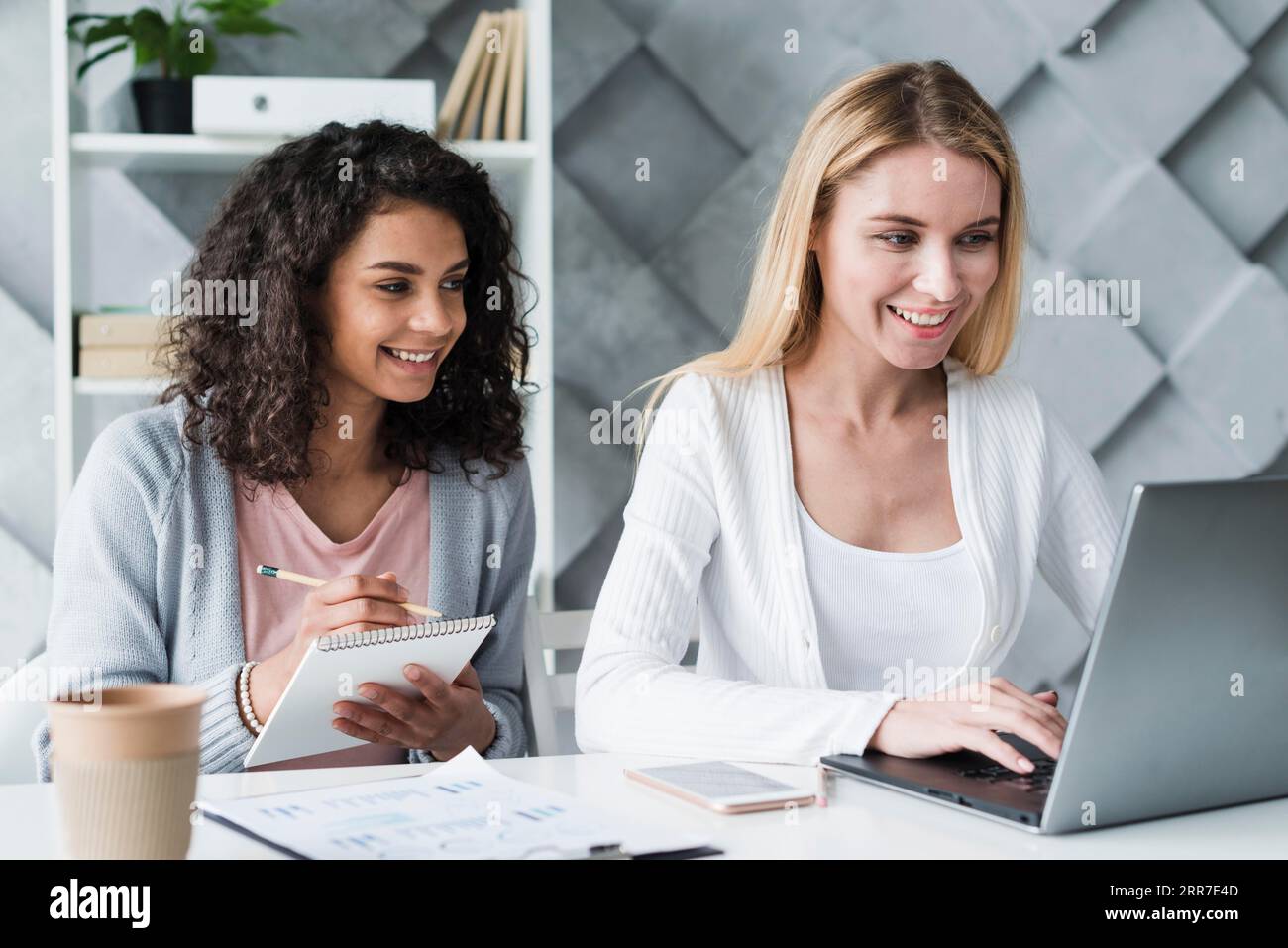 Employees management hi-res stock photography and images - Alamy