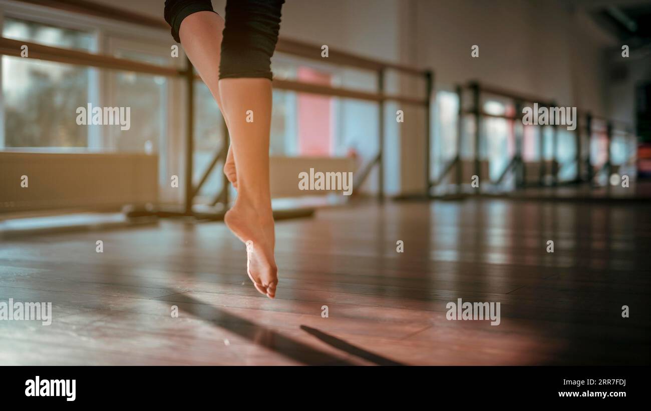 Close up female dancer feet Stock Photo - Alamy