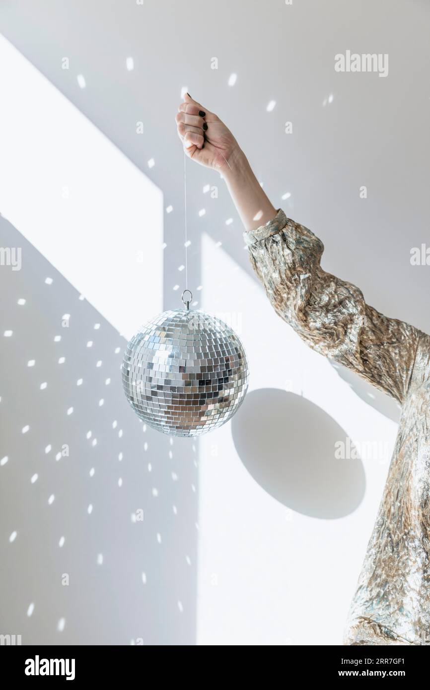 Disco ball costume hi-res stock photography and images - Alamy