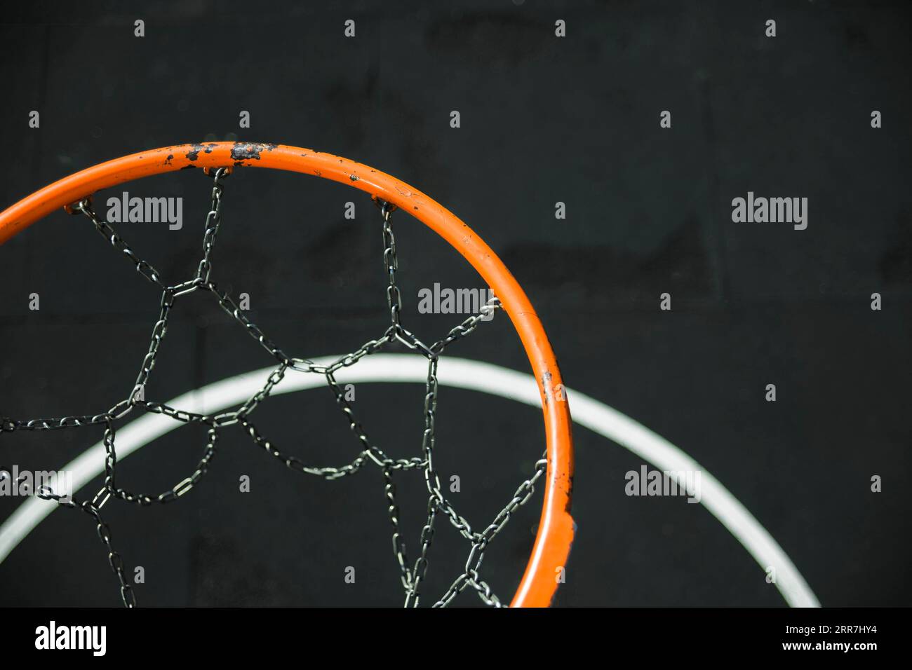 Close hoop hi-res stock photography and images - Alamy