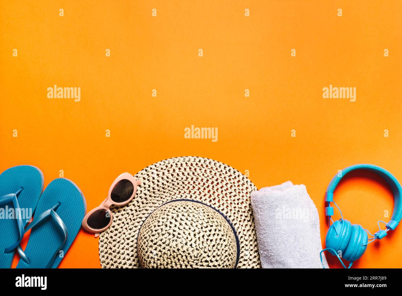 Composition summer things bright background Stock Photo - Alamy