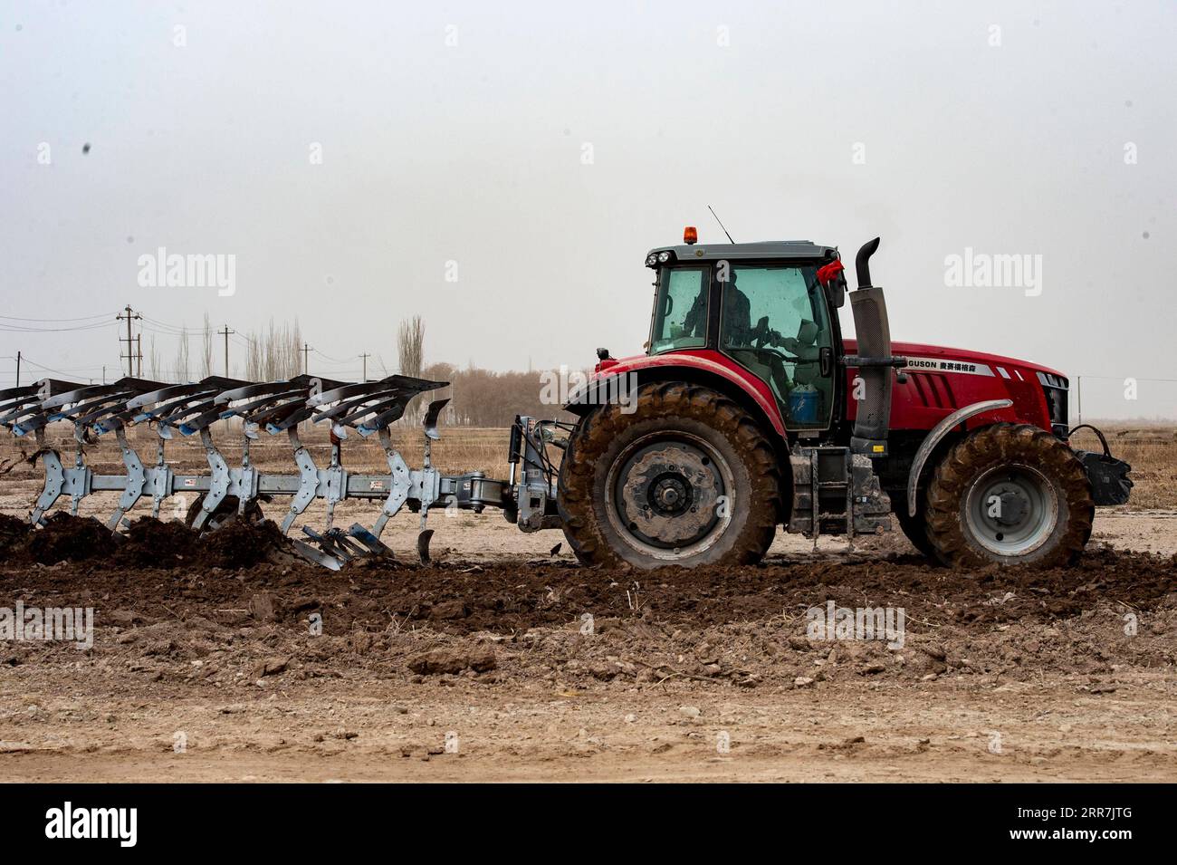 Sowing technologies hi-res stock photography and images - Alamy