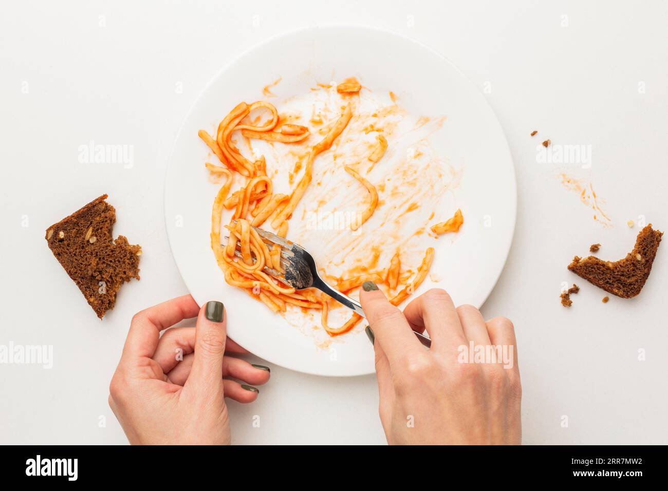 Leftover spaghetti hi-res stock photography and images - Alamy