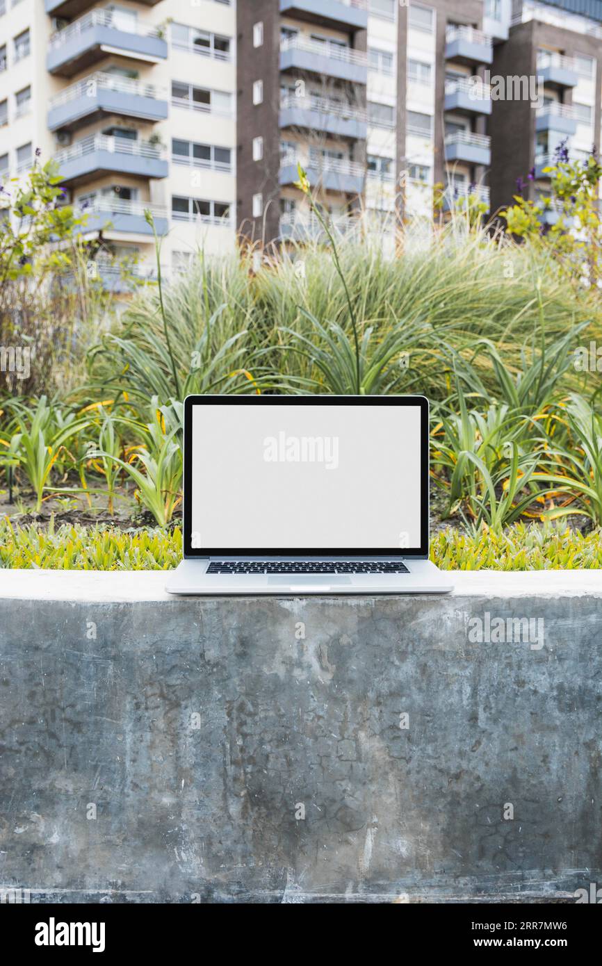 Apartment computer hi-res stock photography and images - Alamy